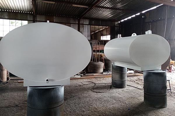 Diesel Bowsers – PM Smit Konstruksie