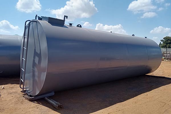 Large Fuel & Water Tanks – PM Smit Konstruksie
